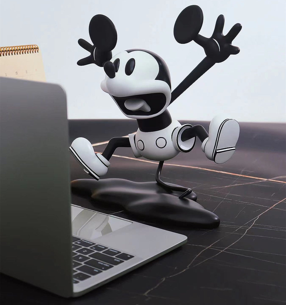 Surprised Mickey Mouse Figure - Decorfaure